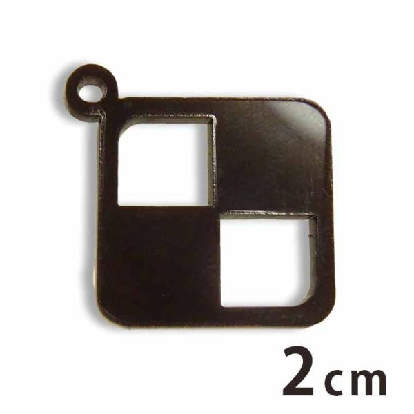 【ご購入前に必ずお読みください】注文確認メール送付後のキャンセルはご遠慮ください。可愛いシルエットに穴が開いたパーツです。マルカンとカニカンを付けてチャームするのもおすすめ。ピアス・ブレスレットなどのアクセサリー作り、レジンにも最適です。サ...