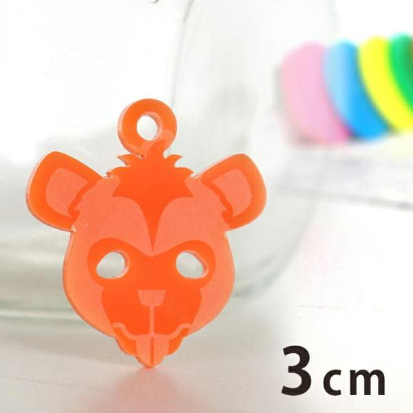 【ご購入前に必ずお読みください】注文確認メール送付後のキャンセルはご遠慮ください。ハイエナの可愛いシルエットに穴が開いたパーツです。マルカンとカニカンを付けてチャームにするのもおすすめ。ピアス・ブレスレットなどのアクセサリー作り、レジンにも...