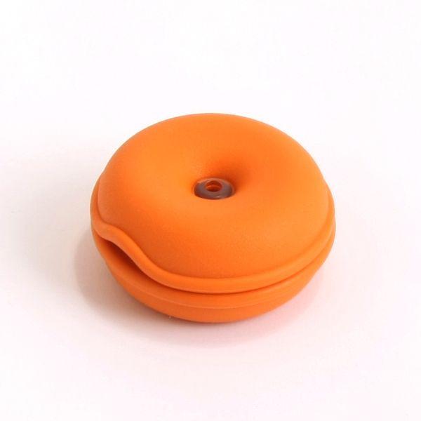 【商品説明】機能的でインテリア性抜群のカワイイ、ケーブルタートルです。長くて絡まりやすいコードやＵＳＢケーブル。このケーブルタートルを使えば、必要な長さに調節でき、絡まることもなく、机やクローゼットの裏側などでコードがホコリまみれになってし...