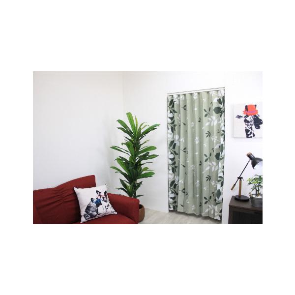 ●商品サイズ：幅140×高さ170cm●アコーディオン間仕切りでアイデア次第で使い方色々●カーテンレールを使用してそのまま取付られるリングランナーも付属しているのでテンションポールにも掛けられます●生地：ポリエステル100％