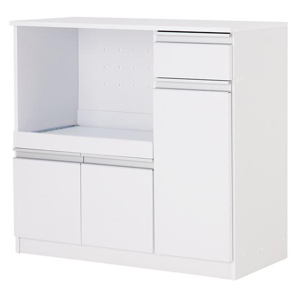 立って作業がしやすい天板高さのカウンターキャビネット。食器や調理器具、キッチン家電がスッキリ片付く大容量収納です。ホワイト(約)幅89×奥行40×高さ82cm■組立式■2口コンセント付主材:プリント紙化粧パーティクルボード、天板・スライド棚...