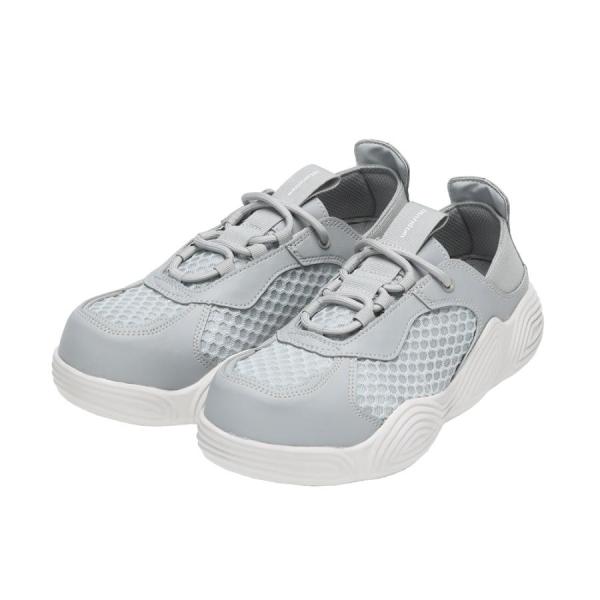 250gの超軽量＆通気抜群セーフティー●丸五史上もっとも軽い先芯入りワークシューズ●アッパーに通気性の良いメッシュ、ソールに軽さとクッション性を兼ね備えたEVAを使用することで、片足重量250g※の業界最軽量クラスの軽さを実現●かかとを踏ん...