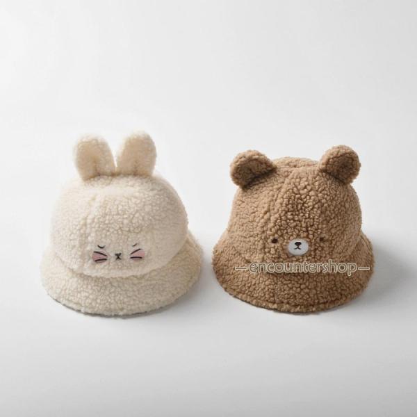 キッズ ハット 冬用 防寒対策 裏起毛 お出かけ表地は綿素材で保温性に優れ、内の部分はボア素材で肌触りもよく良く暖かい仕様になっています。あご紐も付いてますので、強い風の日でも安心でご利用いただけます。秋冬にピッタリのユニークな帽子♪普段の...