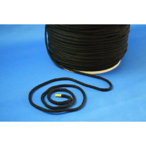 商品：金剛打ちロープ素材：エステル色：黒色（ブラック）サイズ：3mmX300m巻出荷単位：　１丸納期：　通常 ２−３日以内出荷