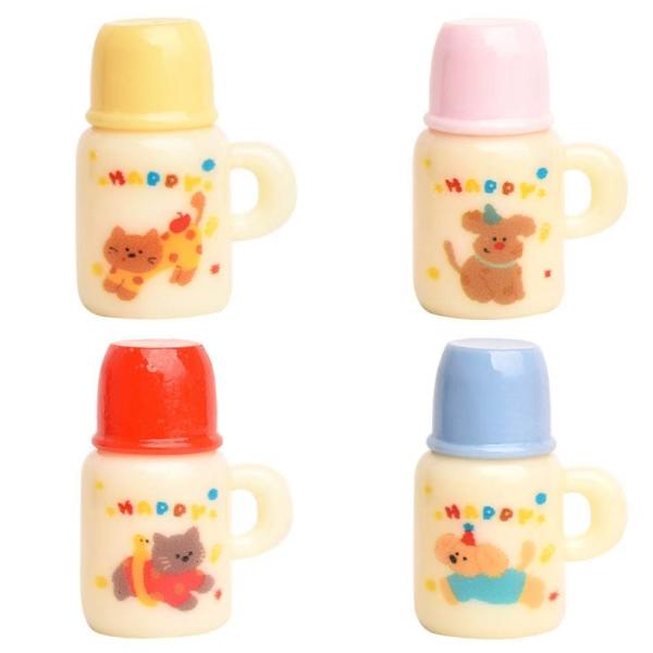 ミニチュアドールハウス用 ミニチュア 水筒 1点 全4色 水筒 水 入れ物 キッチン ミニチュア ドールハウス内容数：1個サイズ：約22 x 29mm材料：樹脂カラー：・イエロー・ピンク・レッド・ブルーこのミニチュア水筒はリアルな見た目が特...