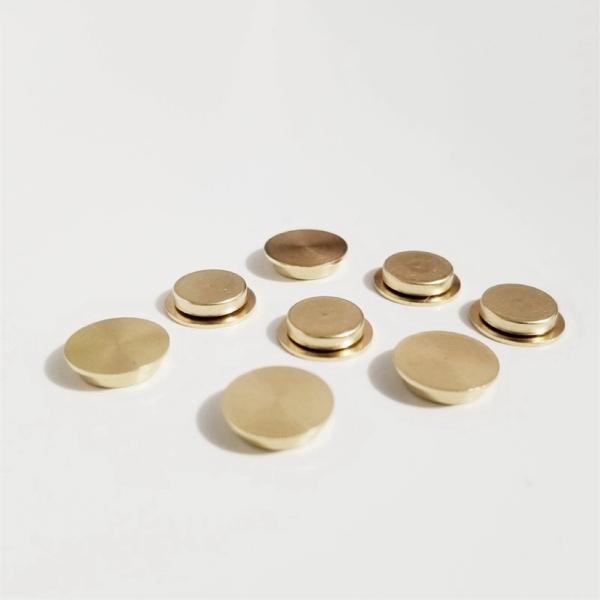 ネイルパーツ用ベアリングツールです。360度回転できるので、ネイルパーツをこのベアリングに乗せるだけで、回転可能のパーツになります。ネイルパーツを回転させる個性的なスピナーです。銅素材で作られたベアリングツールはしっかりしていて耐久性に優れ...