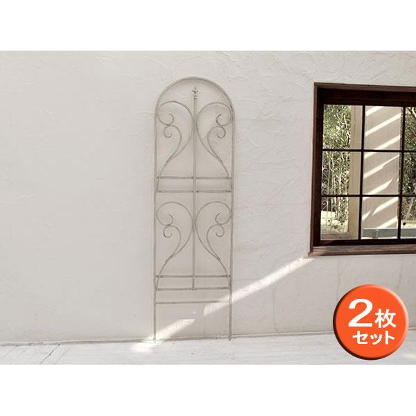 土中に差し込むだけのトレリス・フェンス。ツル性植物は誘引して見ごたえのある空間に。空間の仕切りとしても。優雅なデザインのトレリスはミニフェンス・システムフェンス等シリーズでそろえることができます。重量感のあるしっかりした作りで、塗装はアンテ...