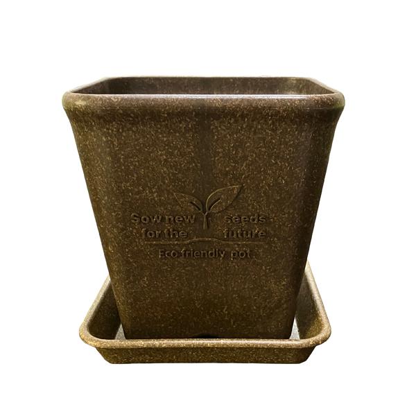 これまで廃棄されていたもみ殻を再利用したもみっくの鉢と受け皿のセットです。軽量でとても丈夫なもみっくは繰り返し使用することができ、約51％もみ殻を使用しているため、プラスチックごみではなく「可燃ごみ」として捨てられます。※詳しい商品説明は下...