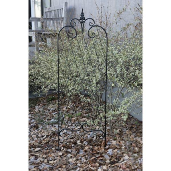 スチール製のトレリスです。花壇などに差し込んでご使用ください。※詳しい商品説明は下のほうに記載があります