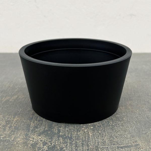 「Maceta」PlasticPotは、植物を美しく引き立てるプラスチック製の鉢で、愛用者の間で「植物が映えるプラ鉢」として高い人気を誇ります。※詳しい商品説明は下のほうに記載があります