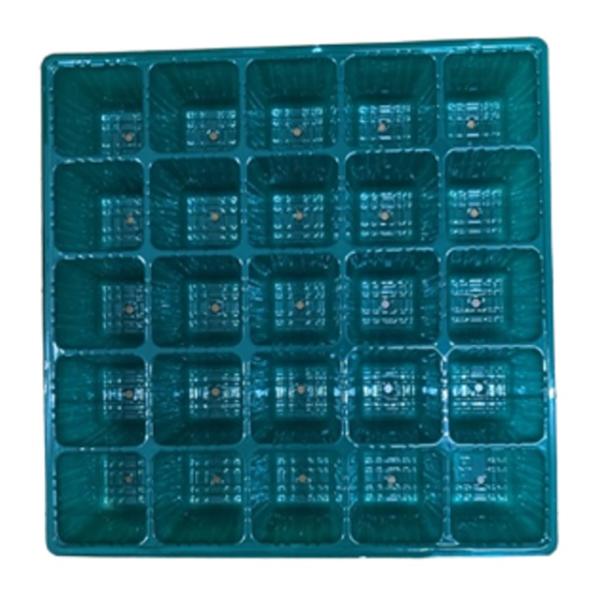 特殊構造のため保水性に優れた萎稠を防ぐ。サイズ：約285ｍｍ×約285ｍｍ25穴