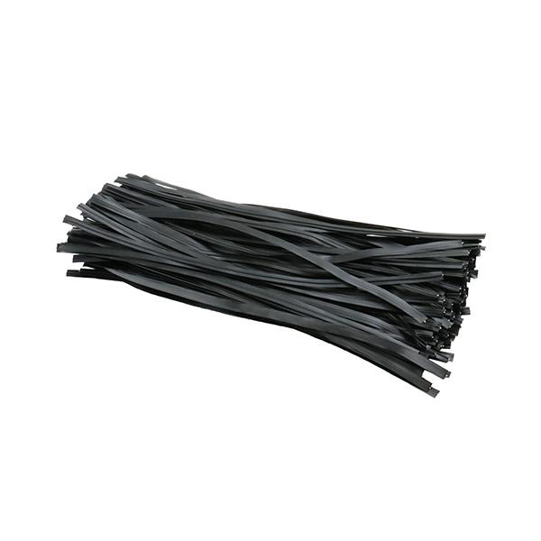 添え木・垣根・支柱の固定等に最適です。ねじって止めるだけでしっかり結束でき、ほどくのも簡単で繰り返し使えます。片面がフラットの為、結束物にやさしい結束が可能です。●幅：4mm●長さ：15cm●入数：100本入●色：ブラック●被覆部：PVC●...