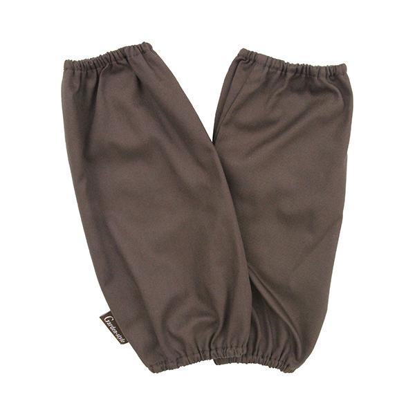 日焼けの予防対策にも使用できます。 うっかりこぼした水も撥水加工なので漏れにくいです。 防汚加工なので汚れがつきにくいです。  ●色：ブラウン ●ポリエステル ●綿  メーカー：藤原産業株式会社