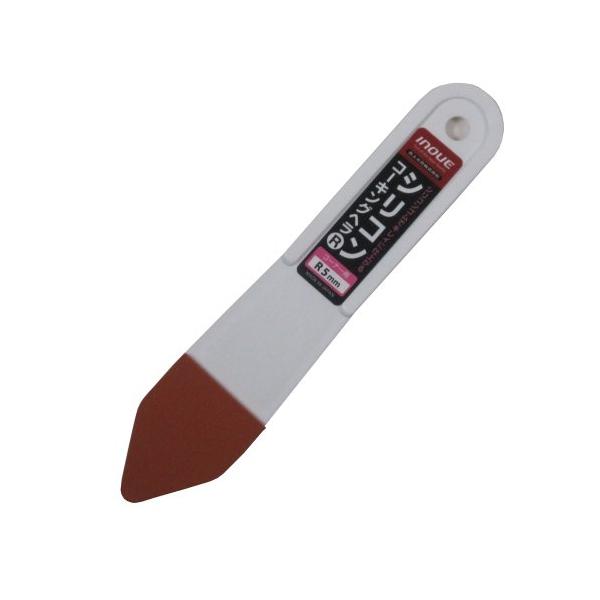 -/35mm/15051・Size:35mm・パッケージ個数:1・サイディングのコーキング仕上げに使用するヘラです。・先端にシリコンスポンジが付いているので、コーキング仕上げが綺麗です。・「平面タイプ」とR面に使用する「Rタイプ」の2種類展...