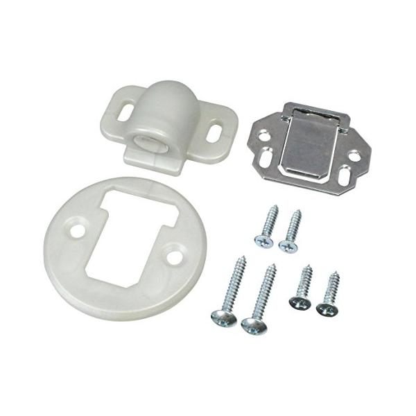 マグネ戸当リシルバー/-/72668・Color:シルバーStyle:マグネ戸当リ・パッケージ個数:1・マグネットを使用したドア用戸当り・面付けタイプで面倒な床面の加工が不要です・面付けプレートは厚み3mm・バリアフリー仕様でお子様や高齢者...