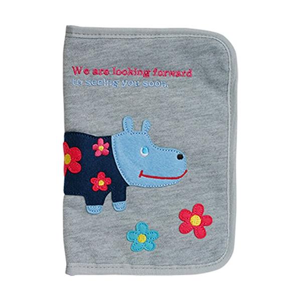 スタイリッシュソフィー(カバ)/(閉じた状態)W15×H21.5×D1.5cm (開いた状態)W30.8×H20.4×D1.5cm/02610-10・Color:ソフィー(カバ)・パッケージ個数:1・(閉じた状態)W15×H21.5×D1....