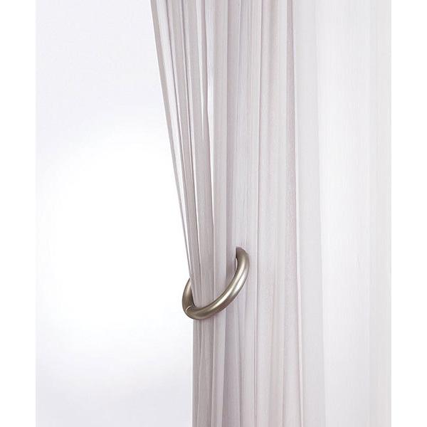 シンプルでモダンな円状のマグネットタッセル。