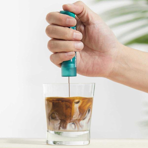 ＠onceは手軽に持ち歩け、外出先やアウトドア、いつでもどこでも新鮮はコーヒーを楽しむことができます。あなたのお気に入りの１本を見つけてみませんか？【使用上の注意】●直射日光、高温を避けて保存してください。●液漏れする恐れがあるため、必ず最...