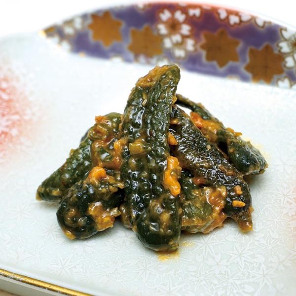 当ホテルでもお部屋へご用意している人気のお茶請け『青唐みそちびきゅうり』シャキッとした触感と、ピリ辛の味噌がホカホカご飯に合います！＊220g