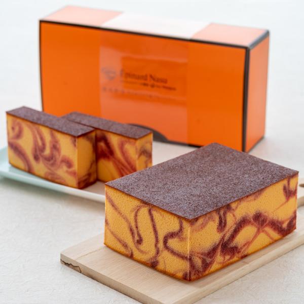 ※画像はイメージ模型です。参考までにご覧くださいストロベリー×ブルーベリーのＷベリー！ストロベリーはいちご界NO.1！”栃木のとちおとめ”生地にはブランド卵”那須御養卵”を贅沢に使用Ｗベリーがたっぷり練り込まれていて、マーブル模様がとても綺...