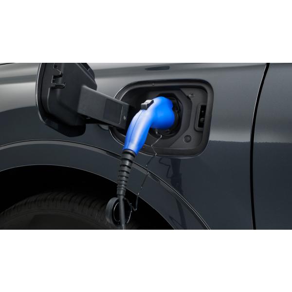 ■適合年式年式：R6年7月〜■適合型式ZBA-ZC8■適合グレード全グレード■商品詳細EVに充電する際の必需品。EV充電用200Vコンセントに差して使用します。AC200V／16A【ケーブル長：7m】08E70-PV6-000A【ケーブル長...