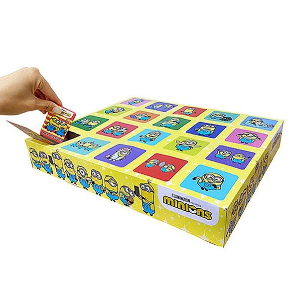 好きな一ヶ所を破ってお宝をゲット！手をつっこんで、何が出るかはお楽しみ。お子様が大好きな縁日あてもんボックスです。【仕様】20名様用サイズ／ボックスサイズ36cm×45cm×7cm【セット内容】20口縁日ボックス1ヶ、景品20ヶ【景品内容】...