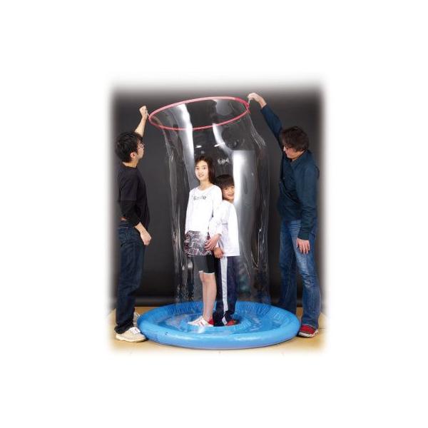 【仕様】素材／ビニール、プラスチック等【セット内容】ビニールフ゜ール、空気入れ、巨大リンク゛(直径約90cm)、シャホ゛ン玉液(5000ml×3本)、フ゜ラスチック皿、漏斗、カッフ、透明シート、説明書シャボン玉・しゃぼん玉・シャボン玉マシン...