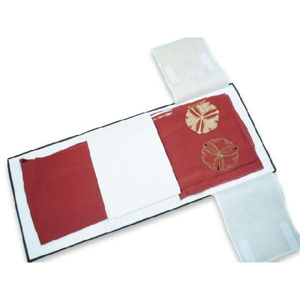 素材　本体・テープ：ポリプロピレン 芯：紙サイズ　タテ約40cm　ヨコ約33cm　マチ約1cm(折りたたみ時)たたみ方の使用説明書付き※お使いのモニターにより、色の見え方が実際の商品と異なることがございます。ご了承ください。