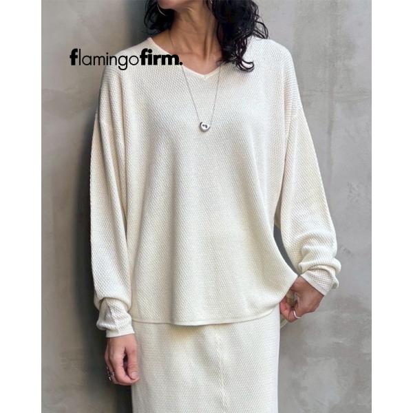 ハニカムワッフル編み[サイズ]F[実寸]袖丈57cmバスト55cm着丈(前/後)65cm/70cm[素材]テンセル100％[カラー]オフサンドブラック