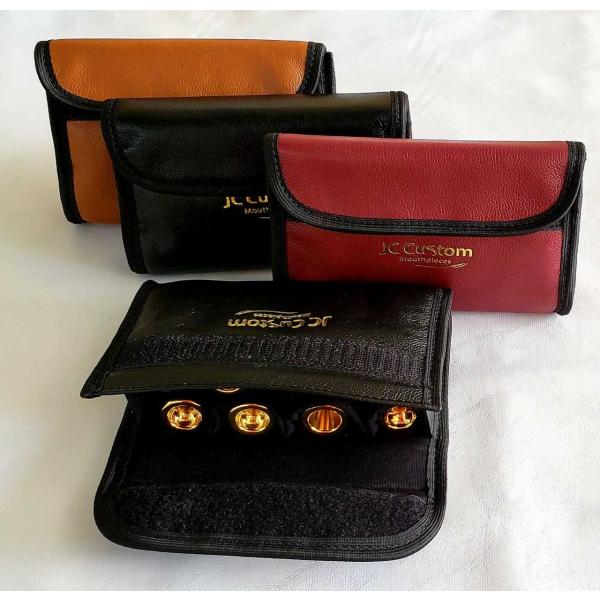 JC Customの8本入れトランペットマウスピースピーチです。カラーはブラック、ブラウン、レッドの3種類となっております。