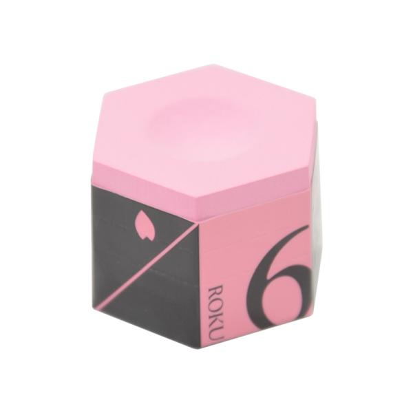 KAMUIチョーク ROKU SAKURAその一打に、桜の息吹を。KAMUIはチョークの根幹性能を追求し続け、ROKUシリーズを通して「より広い撞点領域」「安定したノリ」「プレイヤーの潜在能力を引き出す性能」を磨き上げてきました。その系譜に...