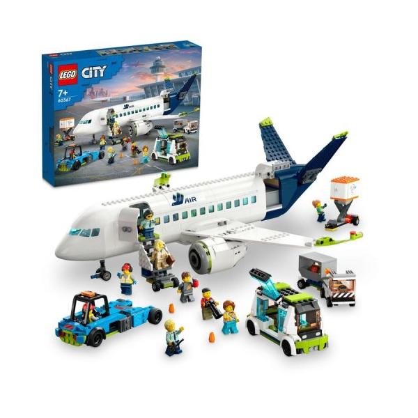 ■発送倉庫:玩具倉庫（※千葉県からの発送）■種別:おもちゃ■発売日:2023/09/01■メーカー:レゴジャパン■対象年齢:7歳以上■説明:レゴ(R)シティ 旅客機は間もなく離陸準備が整います。ターミナルバスの到着に合わせてタラップを設置し...