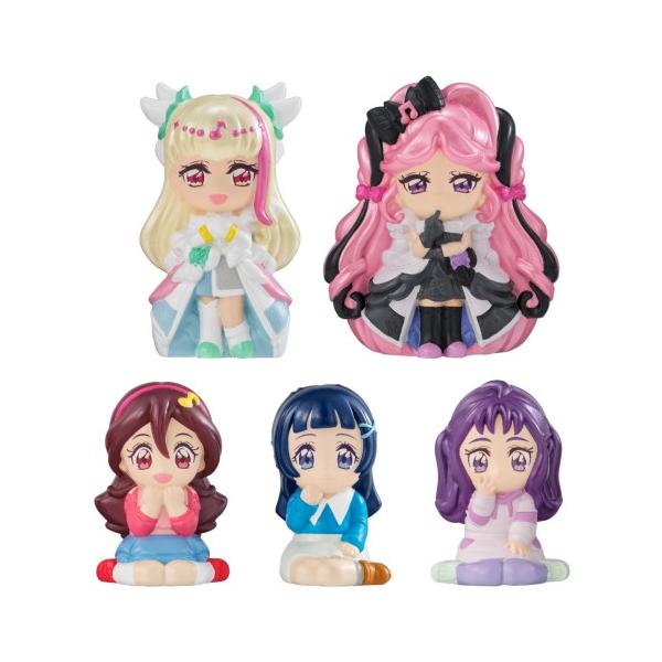 ■発送倉庫:玩具倉庫（※千葉県からの発送）■種別:おもちゃ■発売日:2025/10/13■メーカー:バンダイ■説明:パール塗装でキラキラの髪とボリューミーで可愛いソフビ人形です♪ 自立するのでお人形遊びにもピッタリな仕様です。  【同梱内容...