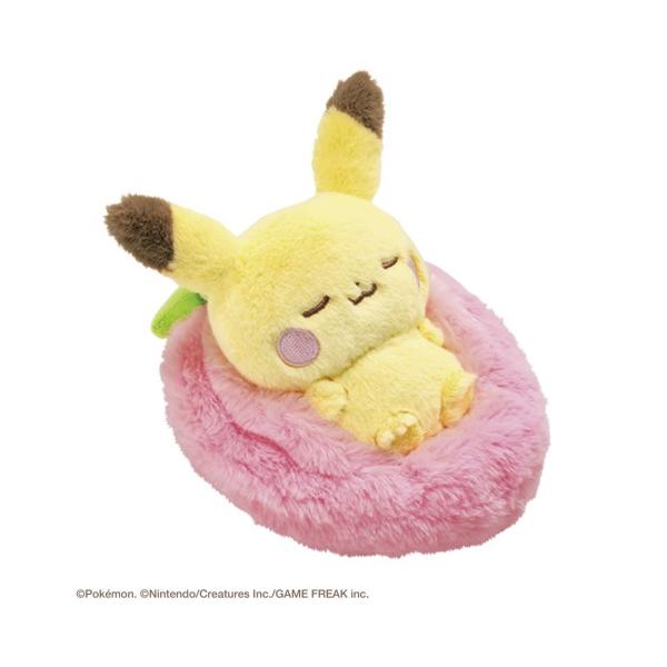 ■発送倉庫:玩具倉庫（※千葉県からの発送）■種別:おもちゃ■発売日:2025/10/18■メーカー:タカラトミー■対象年齢:3歳以上■説明:「ポケピース」からいちごの上ですやすやねむるピカチュウがかわいい「すやすやフルーツぬいぐるみ」が登場...