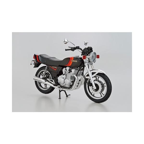 ■納期:発売日お届け■発送倉庫:GAME倉庫（※千葉県からの発送）■種別:ホビー■発売日:2026年3月発売■メーカー:青島文化教材社■説明:REVOLUTION  1980年に発売されたXJ400は、ジェネレーターをシリンダー背部に配置し...