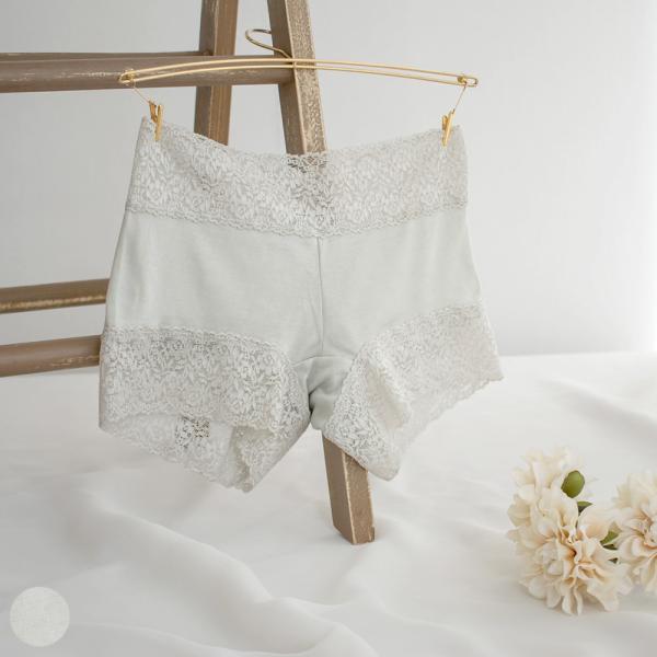 ※お客様からのご意見により対応サイズを変更しました。（26年1月）Mサイズ　対応ヒップ：82-90cmウエストレース：一周56cmLサイズ　対応ヒップ：87-95cmウエストレース：一周58cm※フィット感が高めです。※ウエストレースは平置...