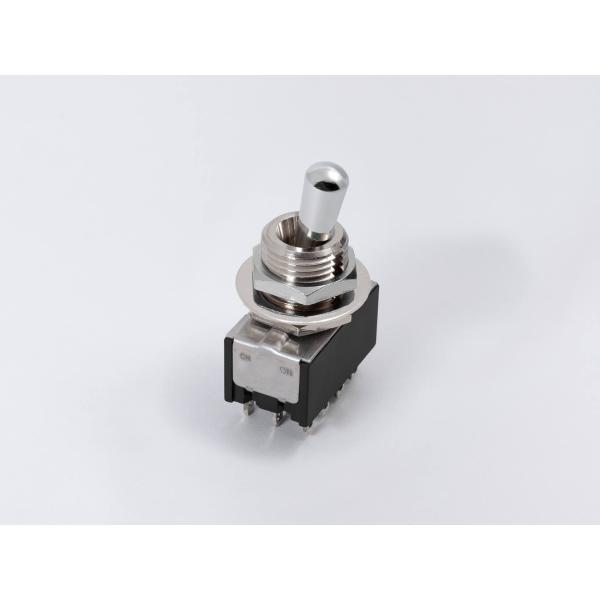 ラージラウンドレバーのミニスイッチ。レバー部はクロームメッキ、ネジ部やワッシャーはニッケルメッキです。仕様：ON-ON 12pin、4極双投付属品：ナット 2枚、ワッシャー 1枚、内歯ワッシャー 1枚※この商品はゆうパケット便でお送り致しま...