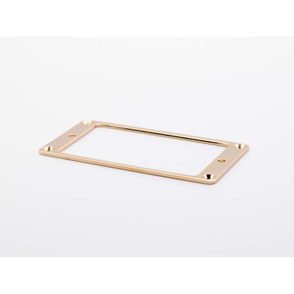 6弦ハムバッカー用メタルエスカッション。1.5mm厚なのでプラスチック製エスカッションの上に被せての使用も可能です。※この商品はゆうパケット便でお送り致します。（銀行・郵便局振込　クレジットカード決済のみで代引発送　時間指定ができません。 ...