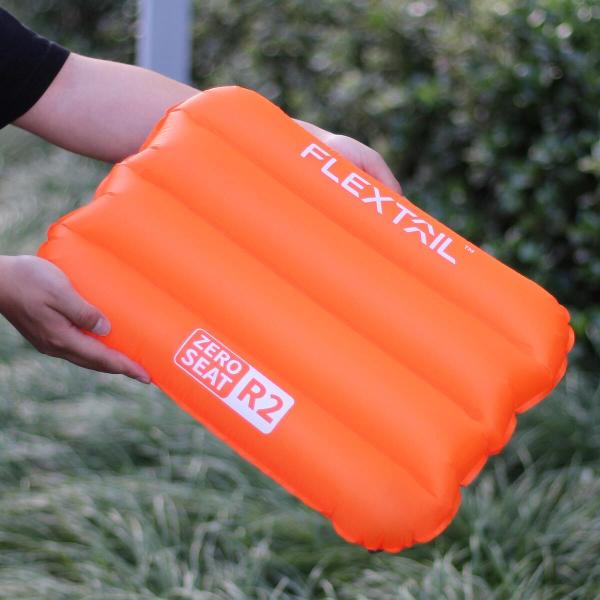 【関連キーワード】マット クッション シート コンパクト 小型 軽量 エアマット アウトドア キャンプ テント泊 登山 釣り スポーツ観戦 コンサート 旅行 焚き火 ピクニック BBQ ビーチ 海水浴 プール 防災 オレンジ フレックステイ...