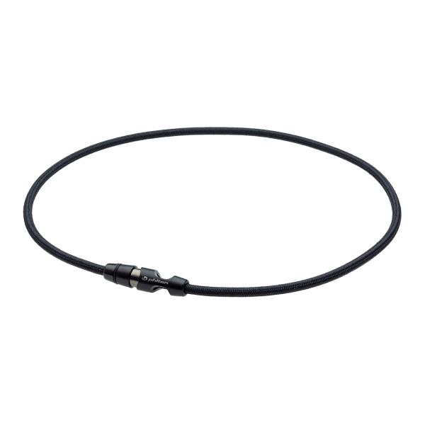 健康アクセサリー ラクワ メタックス採用 簡単着脱 こり改善 スポーツアクセサリー【大胆なカットを施した印象的なトップデザイン】留め具部分はスムーズな着脱とガタつきの軽減を実現したトリプルピンを採用。紐部分にはサスティナブルなエコテックス（...