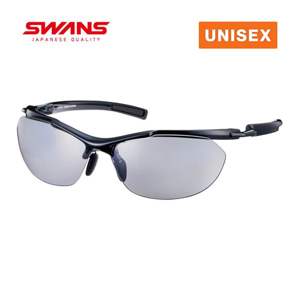 「着用者と一体になってフィットする」デザインの中に、ランニングやサイクリング、トレッキングなどのスポーツをより快適に楽しんでもらうことを目的としたモデル。【ノンスリップラバー】テンプルエンドにはサングラスのズレを防ぐ「ノンスリップラバー」付...