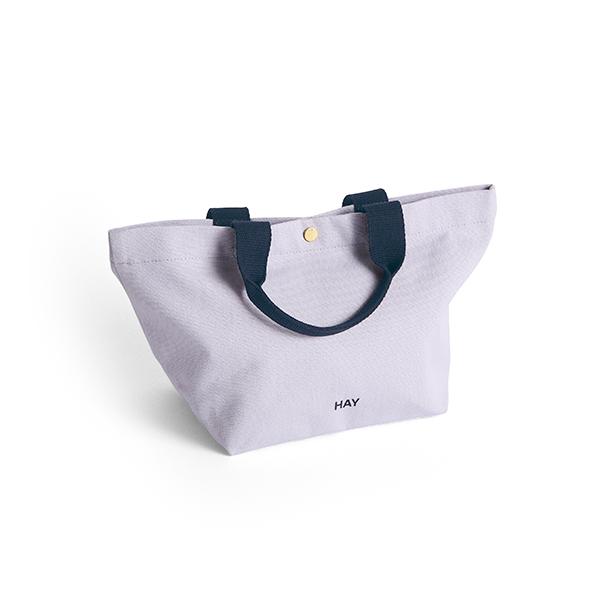 商品名：Everyday Tote Bag Mini (Lavender) 品番：AE763-A565-AB78ブランド ：HAY(ヘイ)サイズ：W195 x D155 x H200 mm材質：オーガニックコットン100％生産地：中国お取り...
