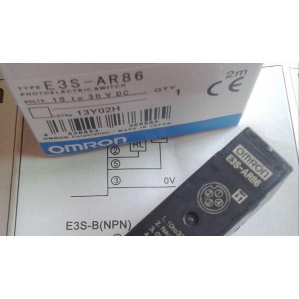 オムロン(Omron)E3S-AR86 アンプ内蔵光電センサ