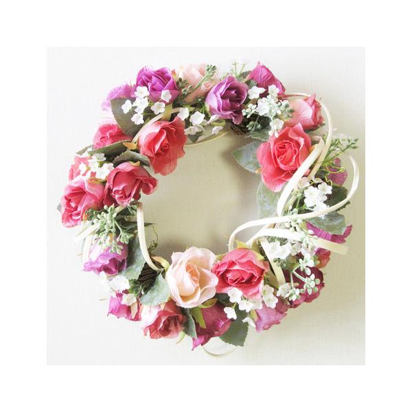 エレガントで華やかなバラの 手作りハンドメイドリース 飾りです。動きのあるフォルムで明るい色合いにアレンジしました。ドアリース／お部屋のインテリア演出に！□使用部材 : アーティフィシャルフラワー／つる（ケーンカール）●サイズ :  　ワイ...