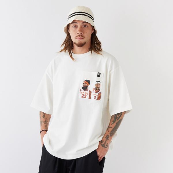 【発売日：2025年04月09日】Isabella Di Sclafani×Sb×F.A.T.のトリプルコラボによるBIGシルエットカットソー。カナダ・モントリオール在住のアーティスト"Isabella Di Sclafani"が描く、独特...