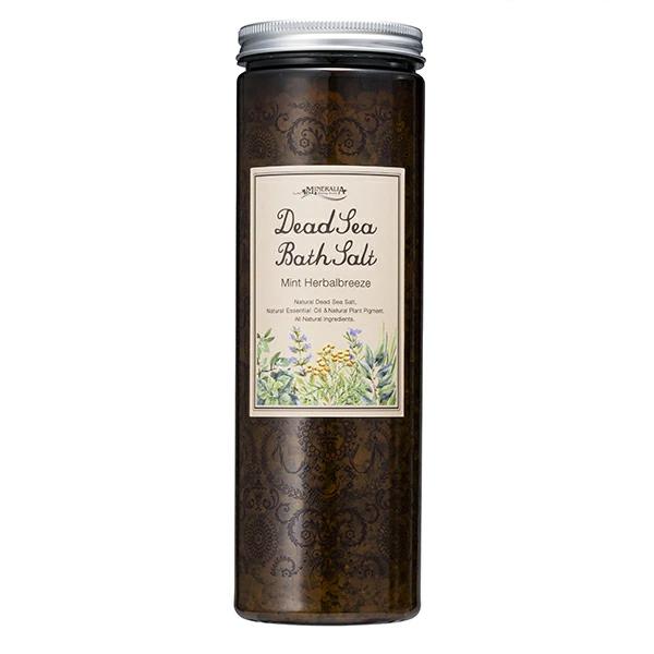 100%死海ミネラル塩に天然精油、天然クチナシ色素合成香料・合成着色料 不使用でナチュラル派のバスソルトを安心してお楽しみいただけます。ナトリウム塩だけが主成分でない死海ミネラル塩海塩や岩塩に比べて、様々なミネラルの恩恵が期待できます。ご使...