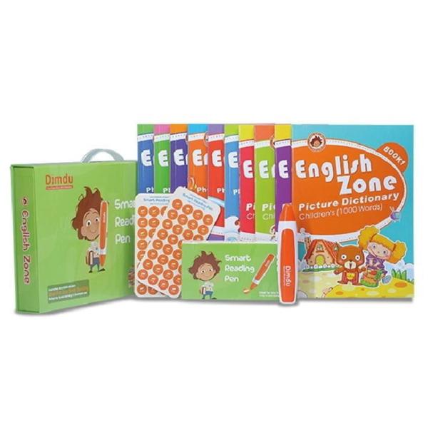 夢中になれる英語学習キッド！かわいいキャラクターたちの冒険を描いた楽しい英語絵本。しかも好きなイラストを付属のペンでタッチするとネイティブ発音の英語が流れ、お子様はますます夢中！楽しく英語を覚えることができます。付属ペンは録音することもでき...