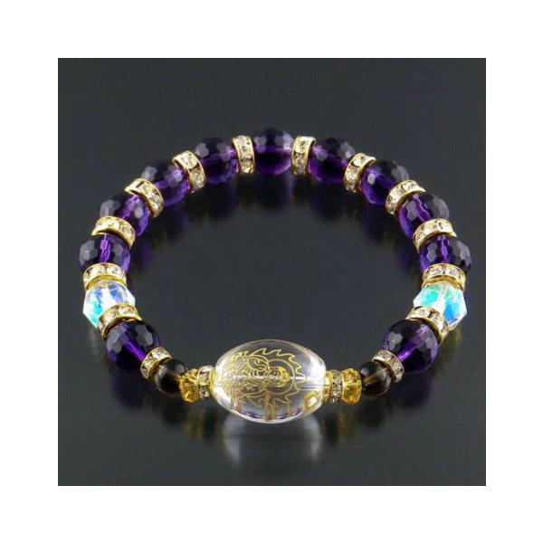 正式名称は「薬師瑠璃光如来（やくしるりこうにょらい）」といいます。「お薬師さま」の呼び名で親しまれている仏尊で左手に「薬壺（やっこ）」を持っているのが特徴です。この薬壷の中には「体の病」「心の病」「社会の病」のすべてを治してしまうという霊薬...