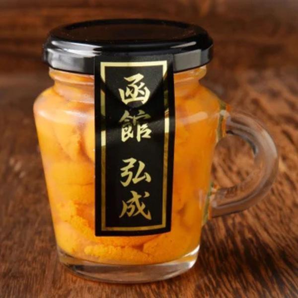 ●北海道近海で栄養満点な昆布を食べて育った自慢のウニ。●市場で出回るウニはほとんどがミョウバン・添加物を入れて加工されてしまいますが、当社が試行錯誤の末、ミョウバン・添加物不使用により獲れたての味をお届けすることを実現いたしました。●濃厚な...