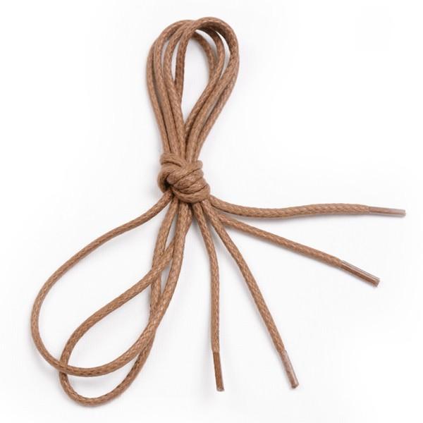 シューレース（靴紐）は消耗品として一般に売られている、ガスひものような廉価のものもありますが、トリッカーズのような伝統の名靴には純正品靴ひもに拘ってみたいものです。耐久性や締めやすさ、紐を締めたときの満足感・安心感は、靴ひもを変えるだけで靴...